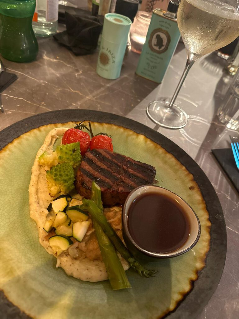 Restaurant - Boutique Hotel Four